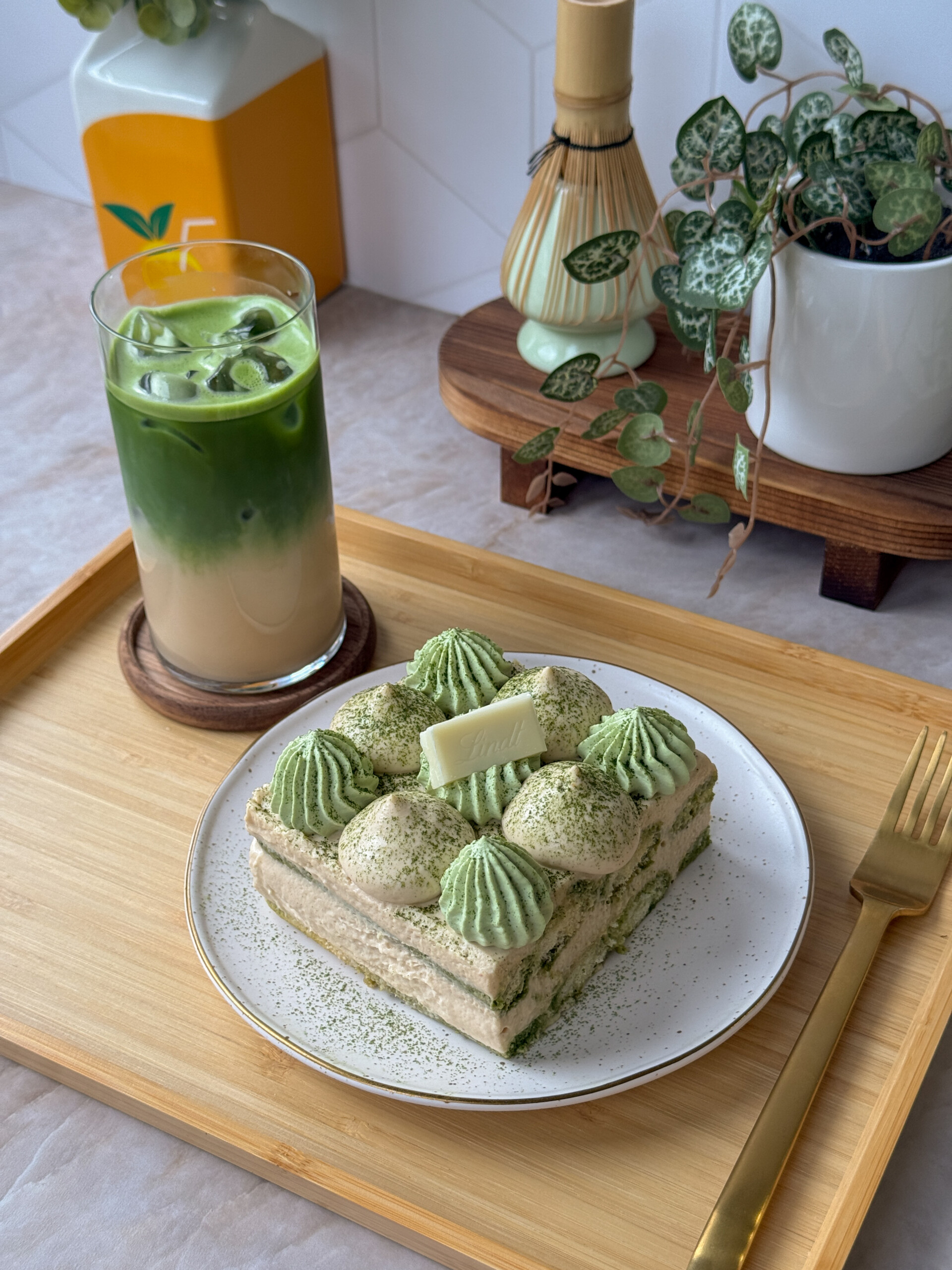 Earl Grey Matcha Tiramisu - milkteamali